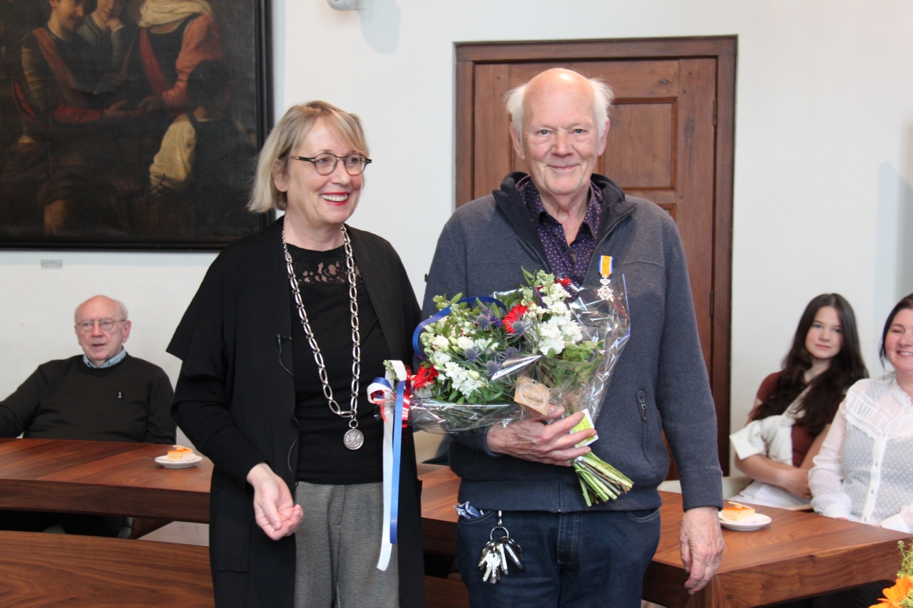 Het heeft Zijne Majesteit behaagd ... » Regiobode