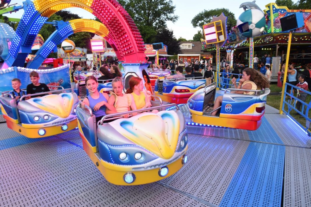 Kermis en vogelschieten in Eerbeek » Regiobode