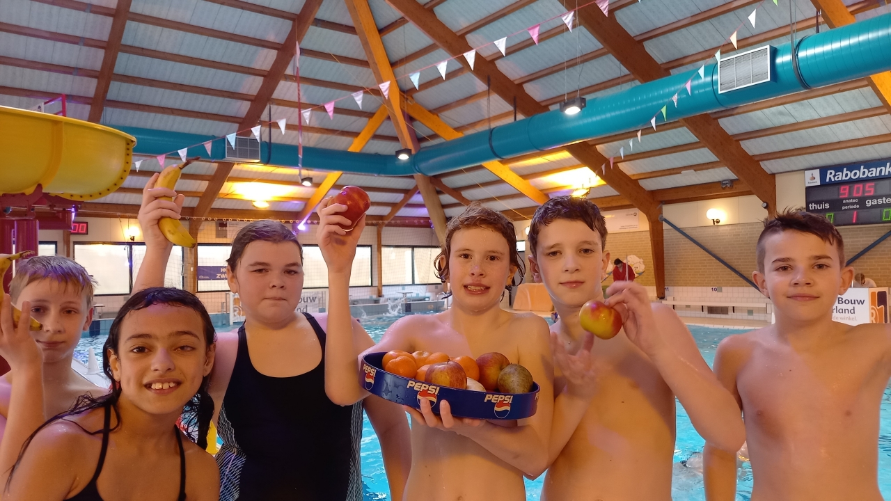 Fruit voor jeugd DWV Doesburg » Regiobode