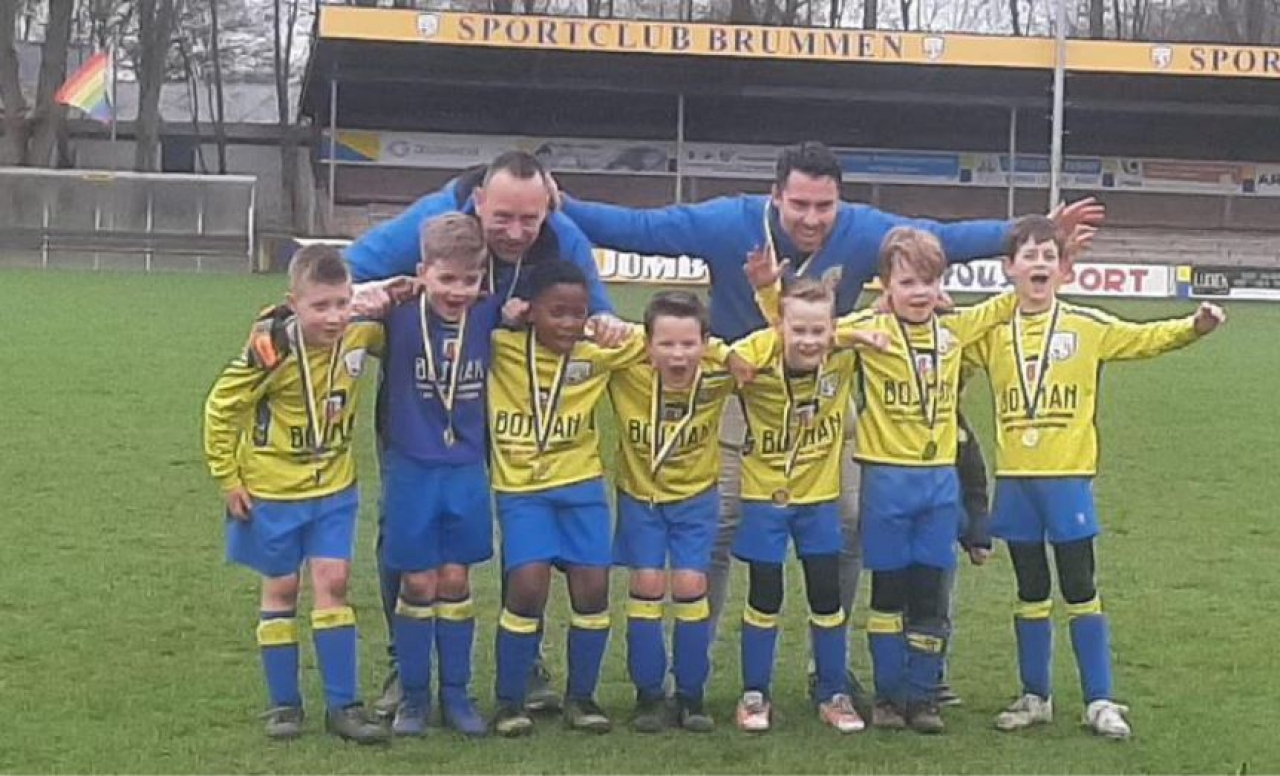 JO8-1 Brummen kampioen » Regiobode
