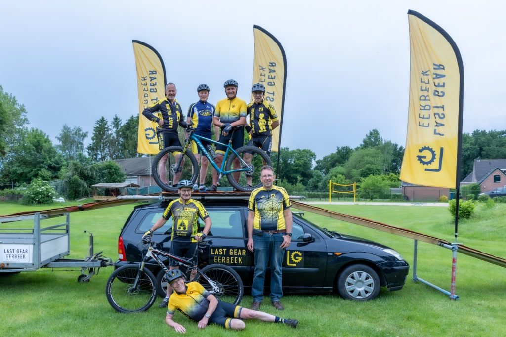 Last Gear huldigt acht jubilarissen » Regiobode