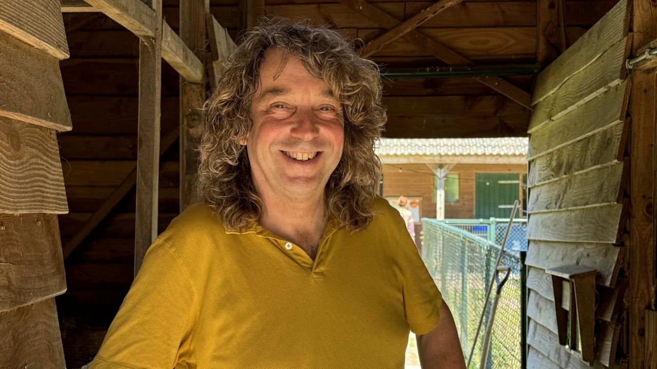 Kiboe vernieuwt: een timmerwerkplaats en alpaca's » Regiobode