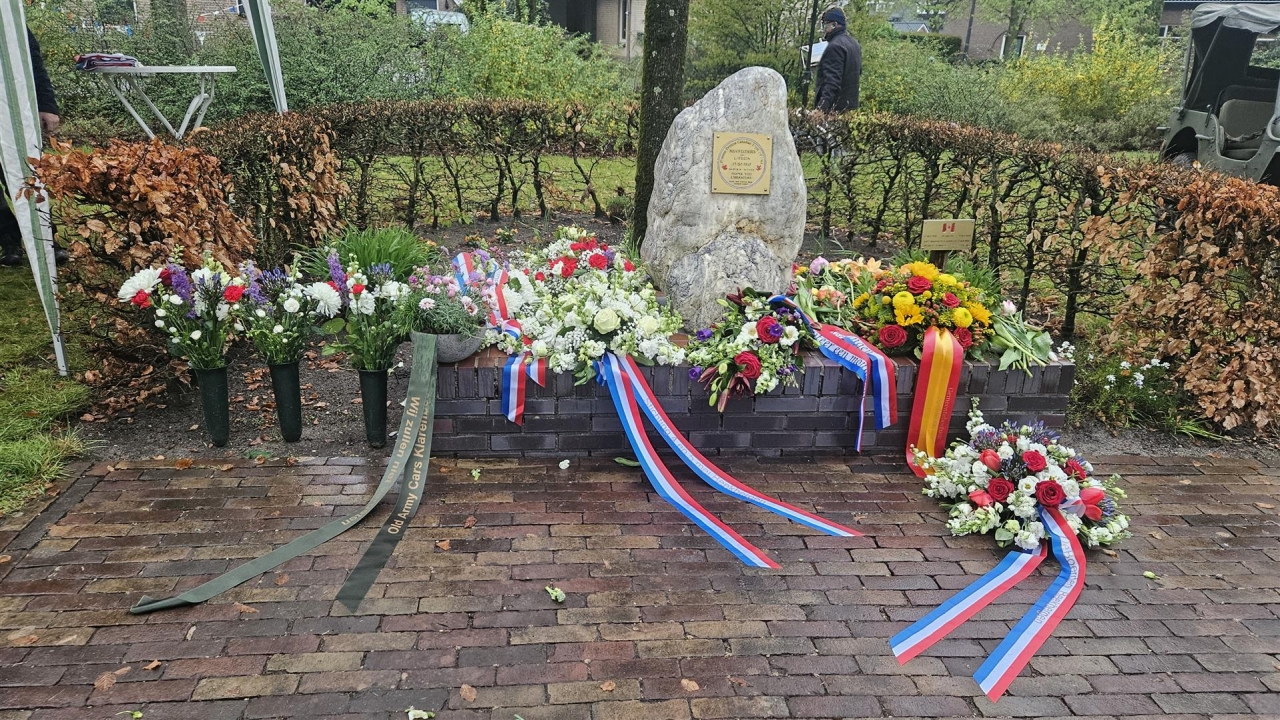Veel belangstelling voor herdenking in Lieren » Regiobode