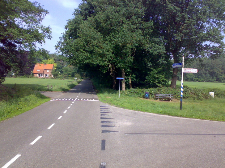 rechts voorrang haal haaientanden weg » Salland Centraal