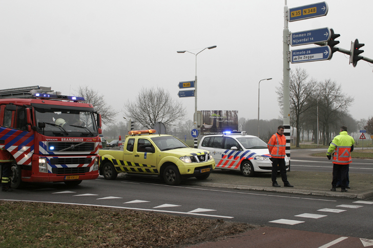 tankwagen gekanteld op kruispunt bos » Salland Centraal