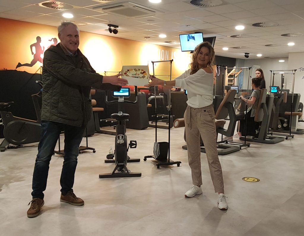 Taart van de VVD voor Motion Milon » Salland Centraal