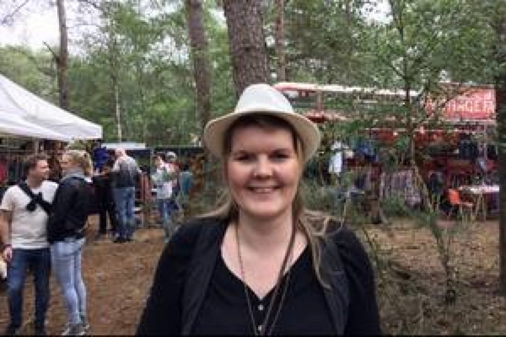 Jessica wil het beste ‘uut de Pruus’ vieren » Salland Centraal