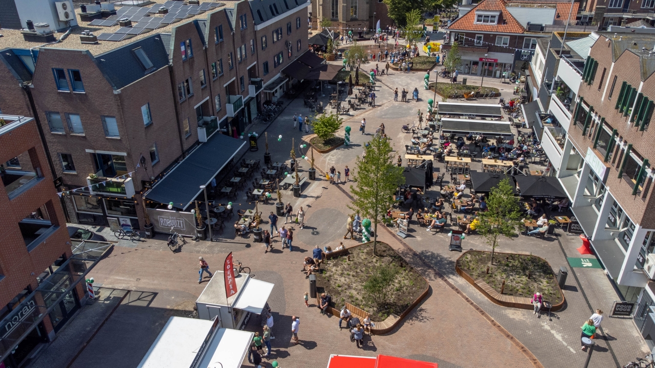 Vernieuwd centrum Raalte feestelijk geopend » Salland Centraal