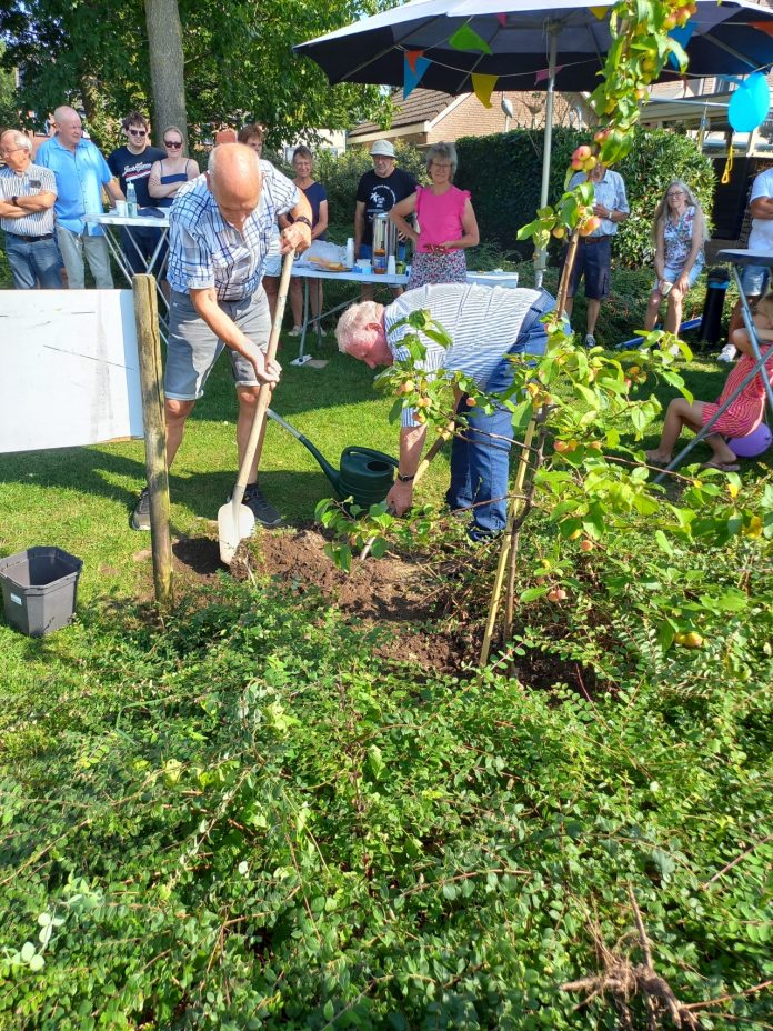 Heetense volkstuindersvereniging viert 40-jarig bestaan » Salland Centraal