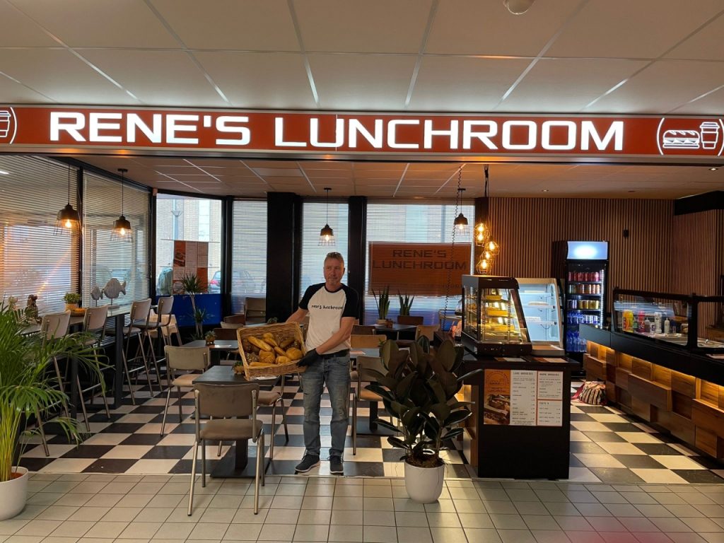 Officiële opening van Rene’s Lunchroom bij de Dirk in Raalte » Salland ...