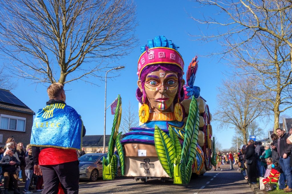 Volledige erepodium in Raalte weer voor wagenbouwgroepen uit ...