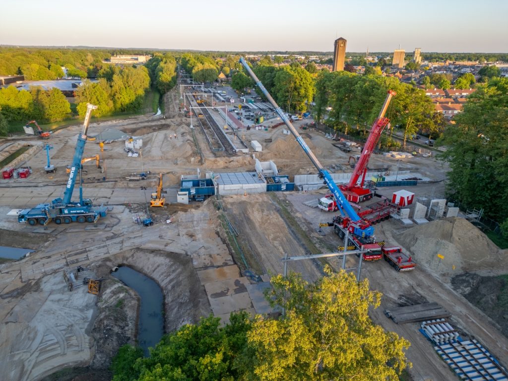 Tunnel bij station Raalte ligt op zijn plek » Salland Centraal