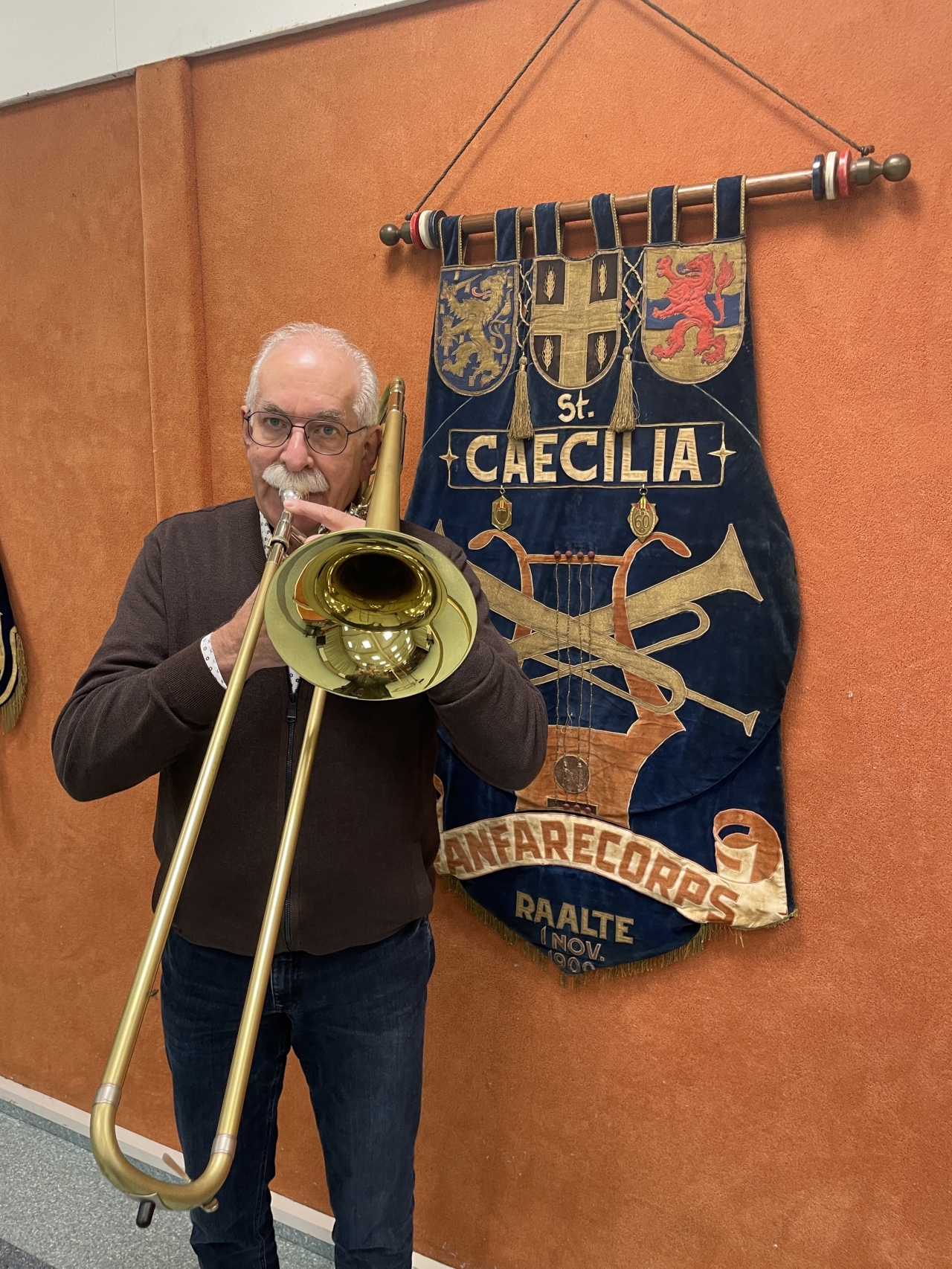 Jan Maatman blaast al 67 jaar mee bij St. Caecilia Raalte » Salland ...