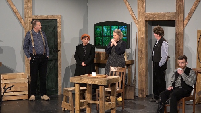 Toneelstuk van Oese Volluk uitgezonden op TV » Vechtdal Centraal