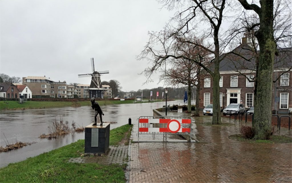 Trage Vecht verandert in woest kolkende rivier » Vechtdal Centraal