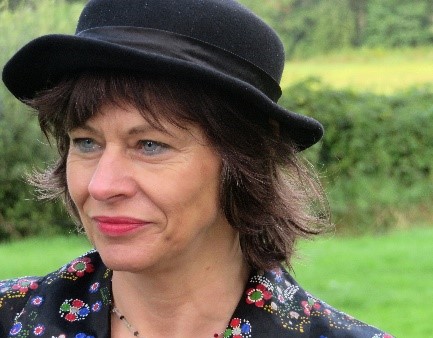 Muziek en poëzie in de tuin bij Tom Lucassen » Vechtdal Centraal