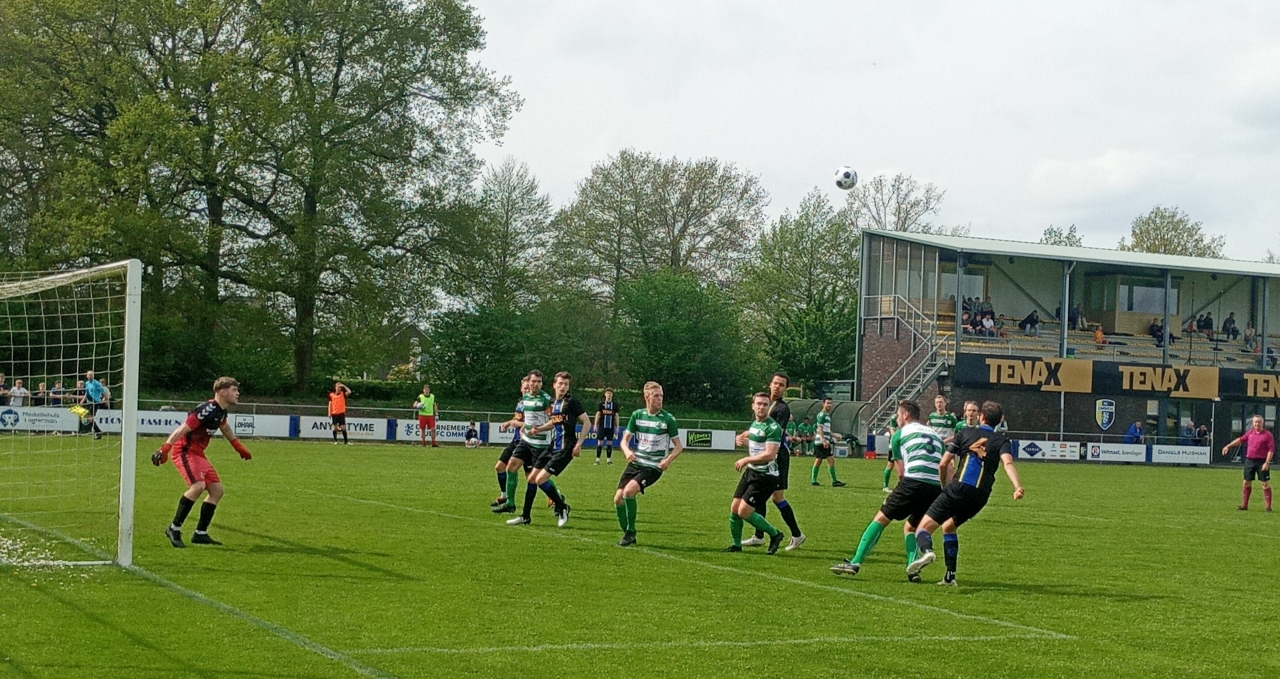 FC Ommen in extremis naar zege op v.v. de Weide » Vechtdal Centraal