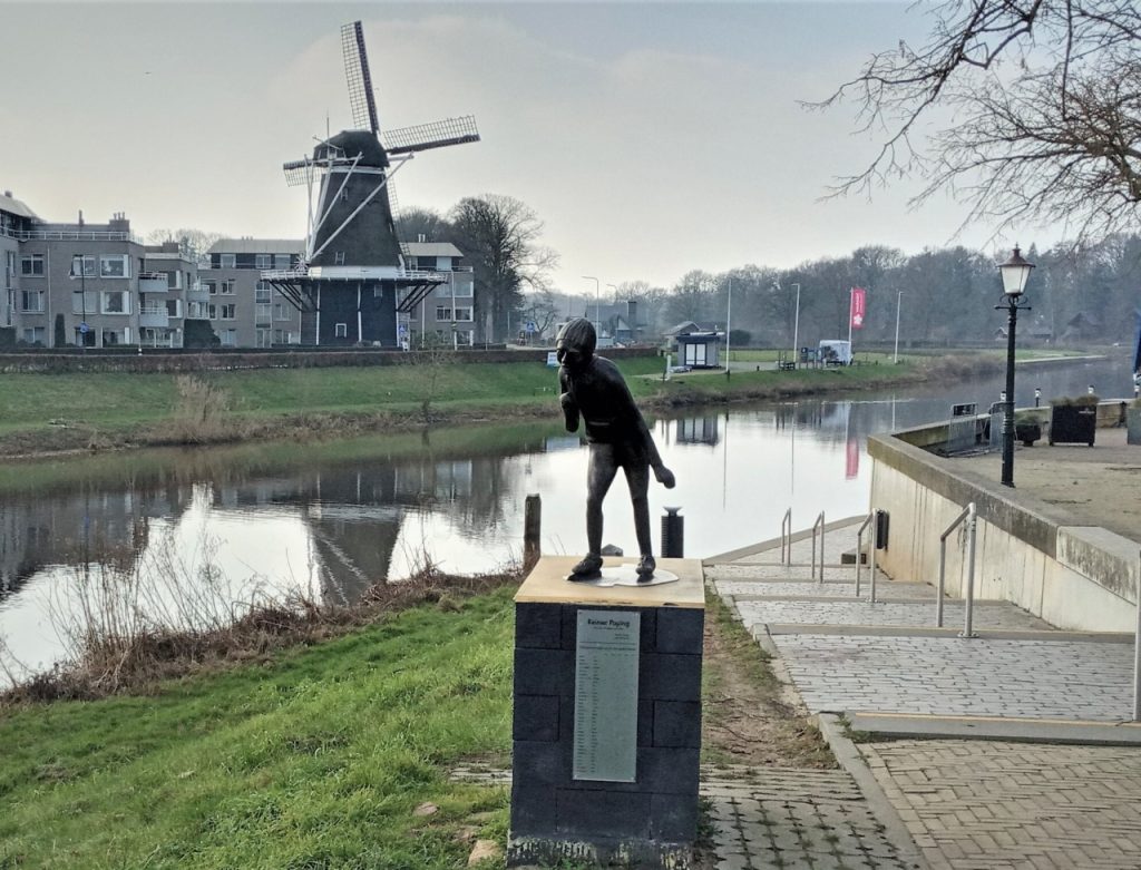 Waar is Reinier Paping? » Vechtdal Centraal