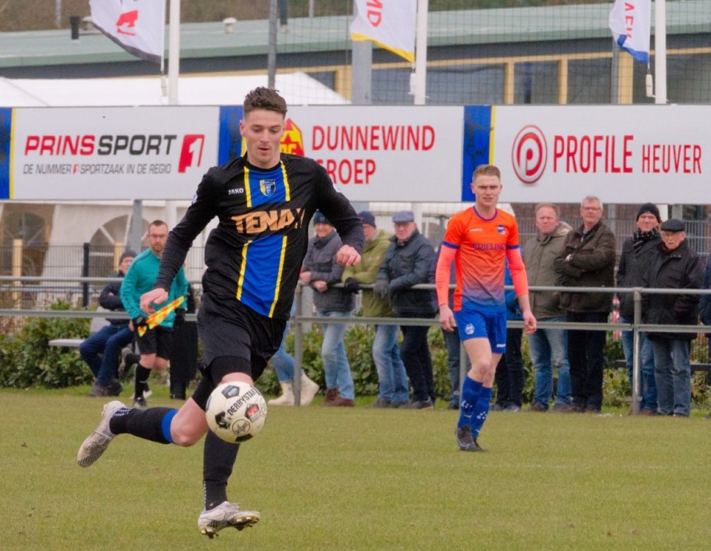 Tom Simons keert terug op het vertrouwde voetbalnest » Vechtdal Centraal