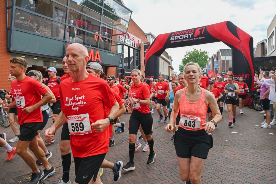 Succesvolle Prins Sport Vechtgenotenloop en lancering van boek ‘Van ...